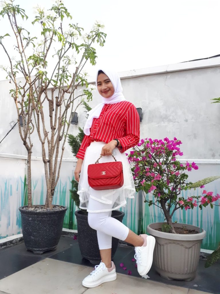 Inspirasi Outfit Nuansa Merah Putih – Amigo Group